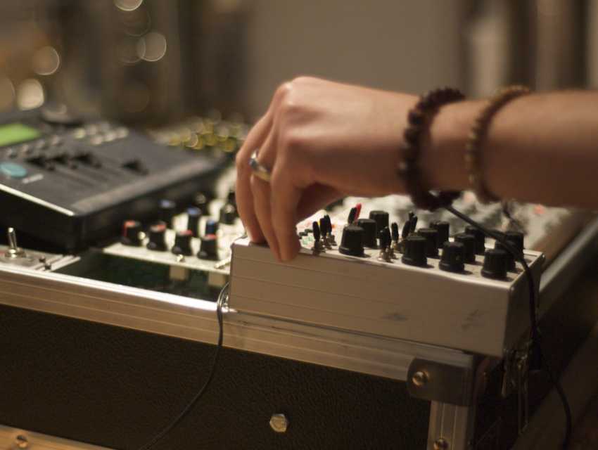 Listen In Adelaide 2024, Sep 29th 2:00pm, Adelaide, eventseeker